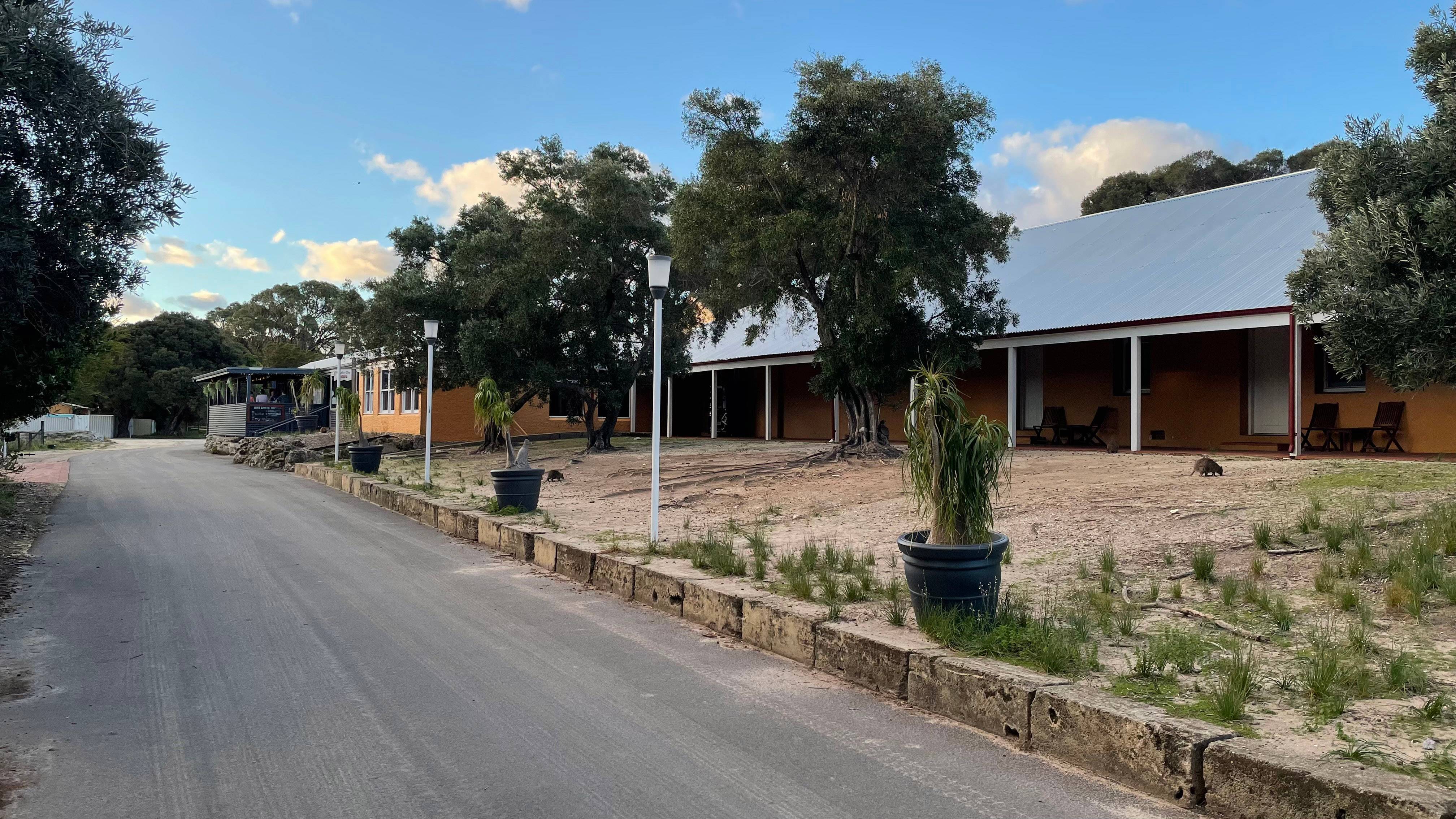 Rapid survey solutions for minimal disruption in operational hotel | MNG